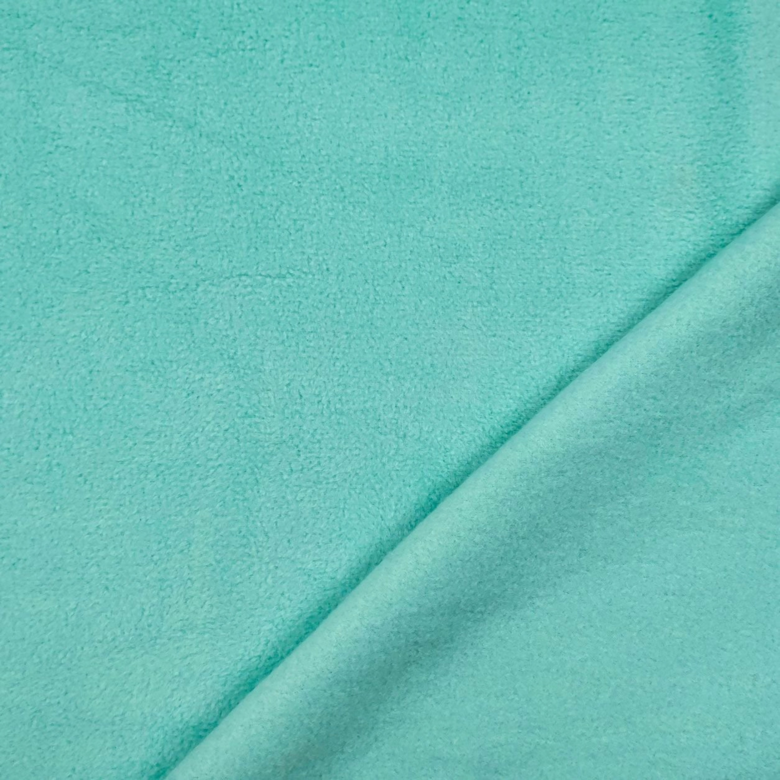 Ritaglio Tessuto Pile in Ghiaccio 70x150 cm