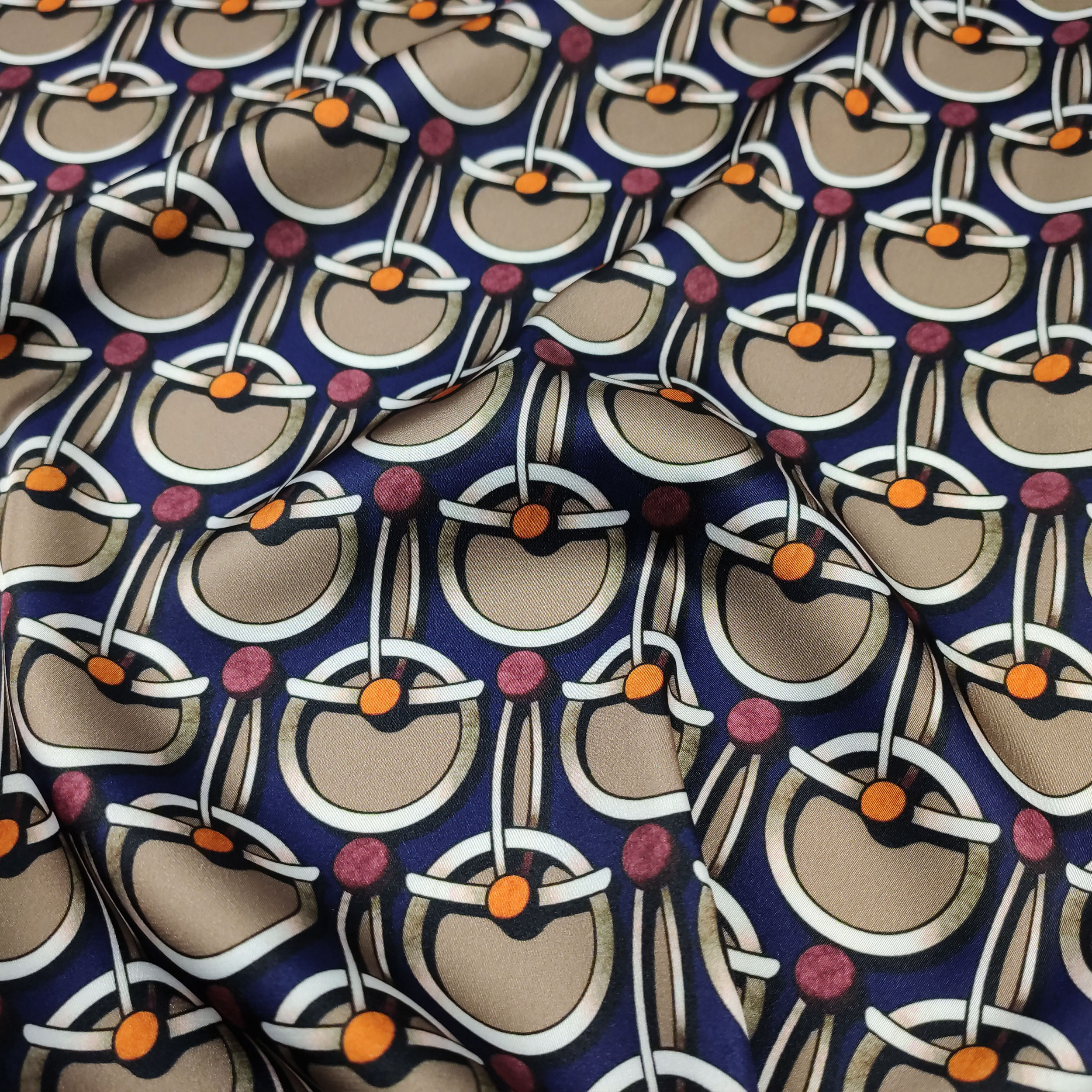 Raso Setato Alta Moda Astratta Scuro Sfondo Cipria